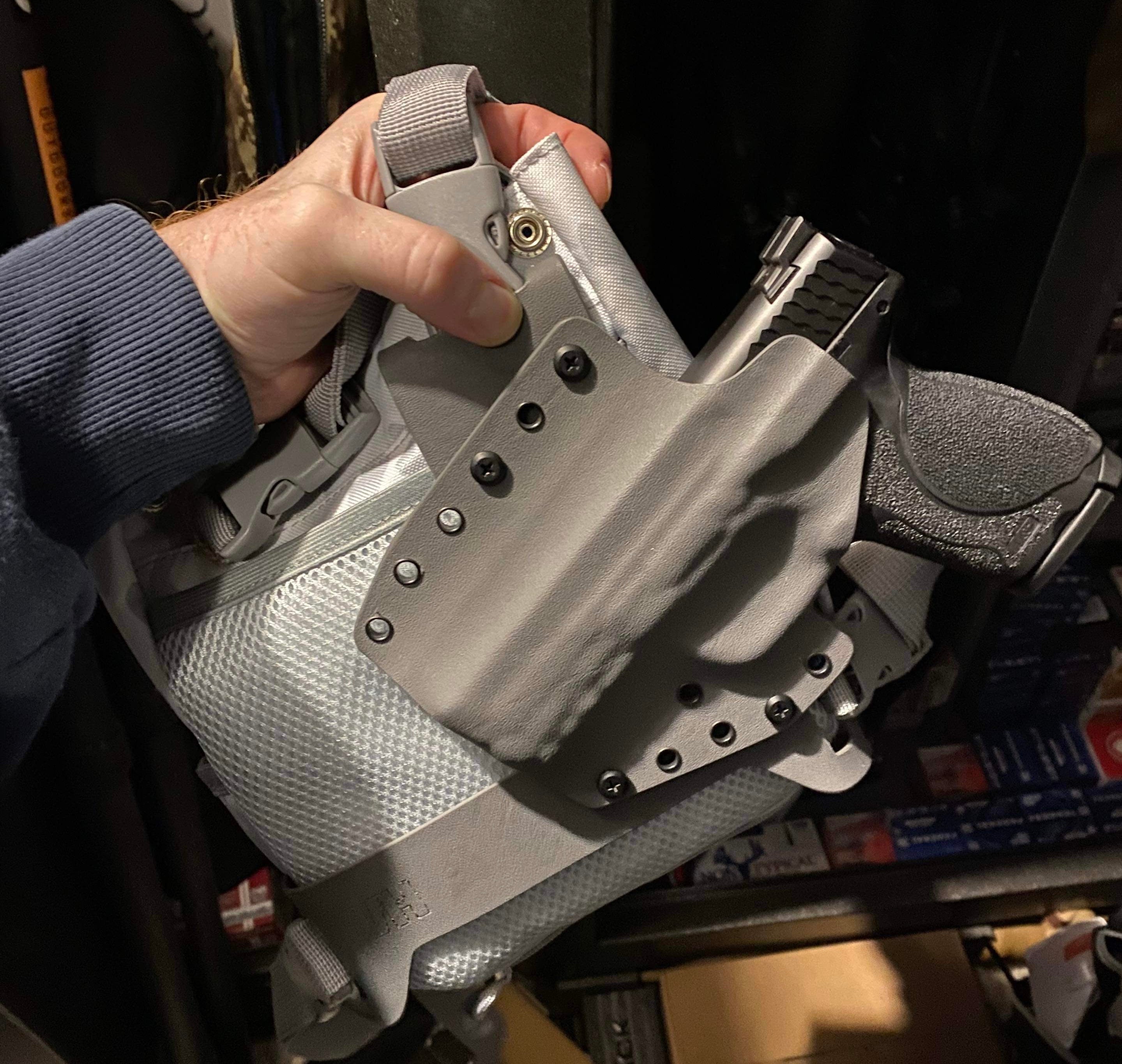 Venandi Holsters is now our Official Holster maker for our Chest Packs ...